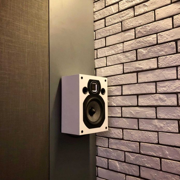 Pro 7 Monitor | Legacy Audio